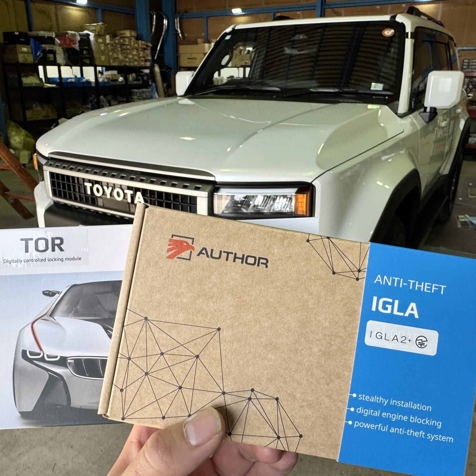 トヨタ/ランドクルーザー250｜「IGLA2+」「TOR」「テレビキャンセラー」｜取り付け - メカドック